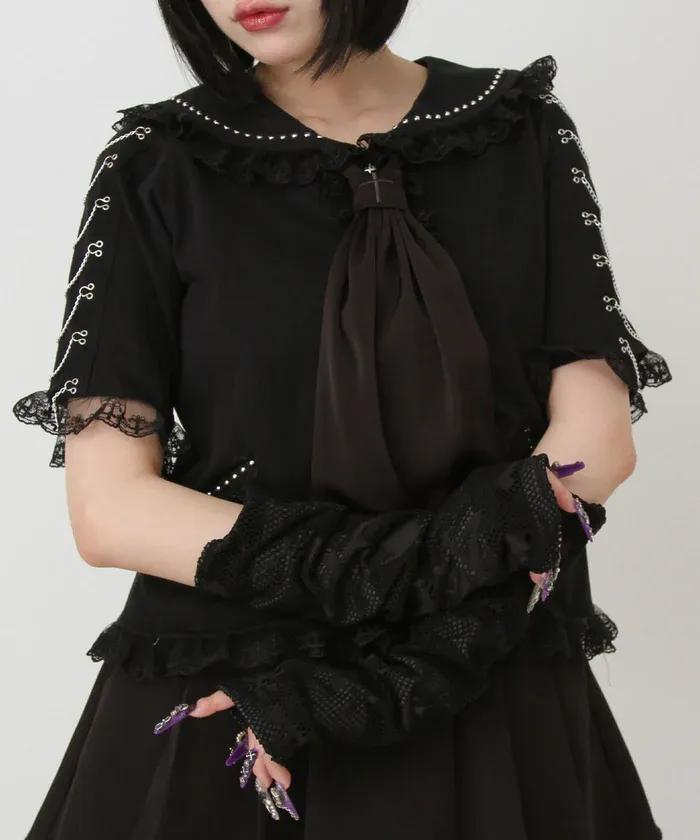 What is Jiraikei Fashion? A Guide to Japan's Viral Dark Kawaii Style