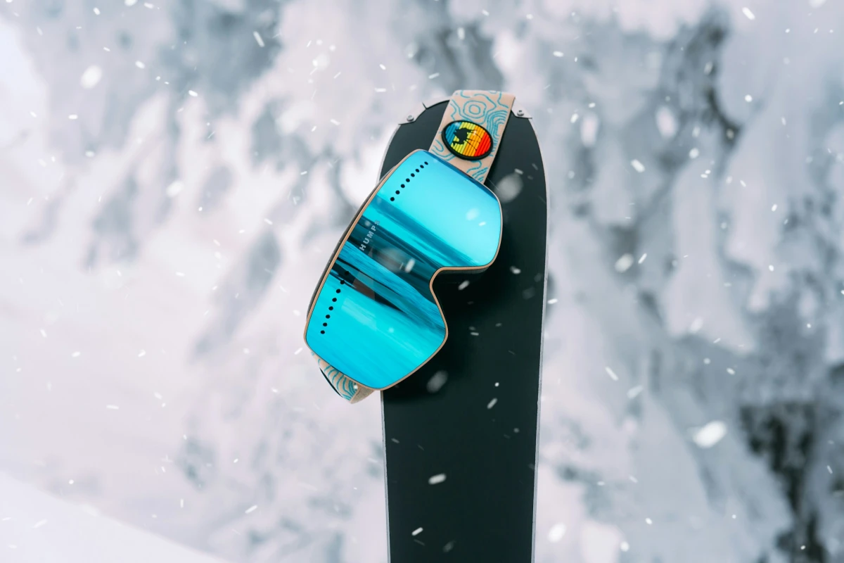 Best Snowboarding in Japan: Top Resorts, Gear Tips & Season Guide 2025